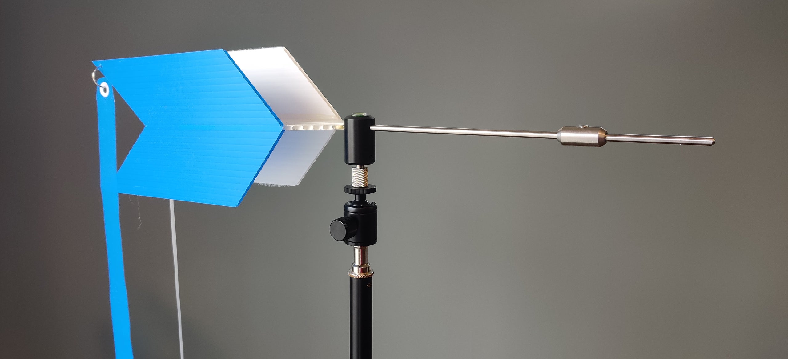 Dual Vane Flag Bubble Level | stlflagco